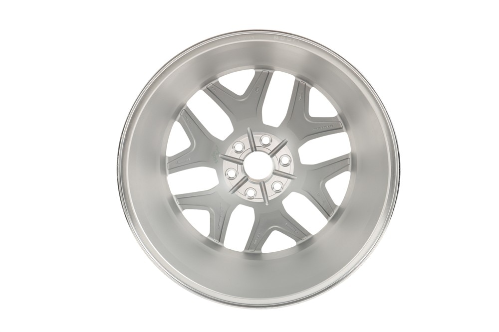 GM Genuine Parts 22x9.0in Chrome Front and Rear Aluminum Wheel ...
