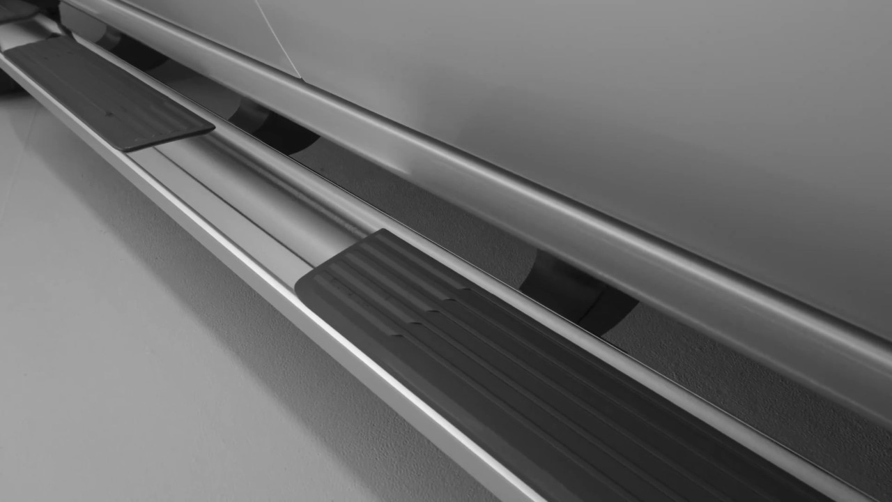 Crew Cab Short Bed 6-Inch Rectangular Wheel-to-Wheel Assist Steps in ...