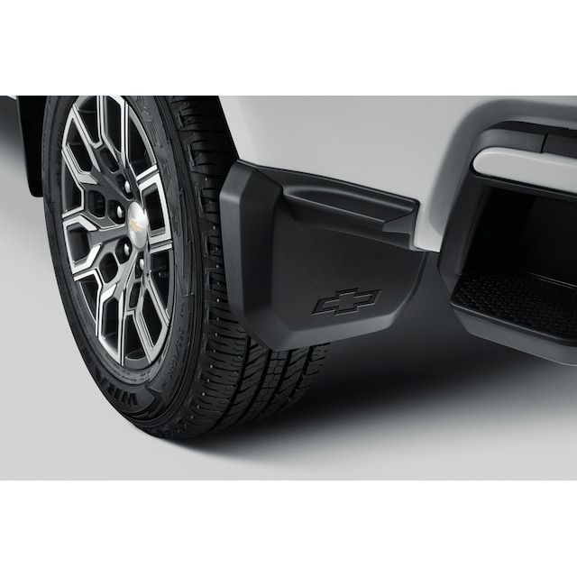 gm molded mud flaps
